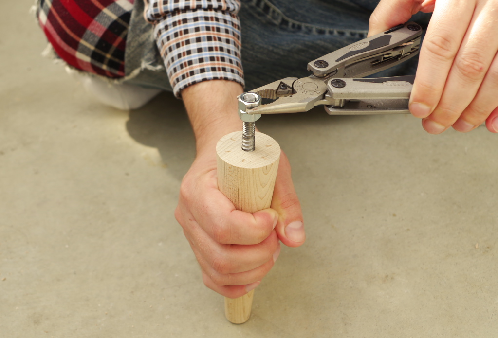 News - What is a Hanger Bolt? Types and Uses