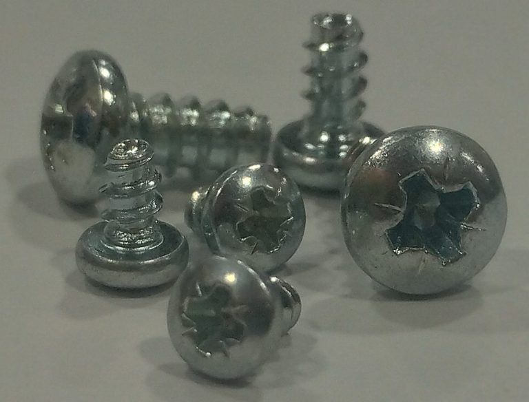 Pan Head Screws - J C Gupta & Sons